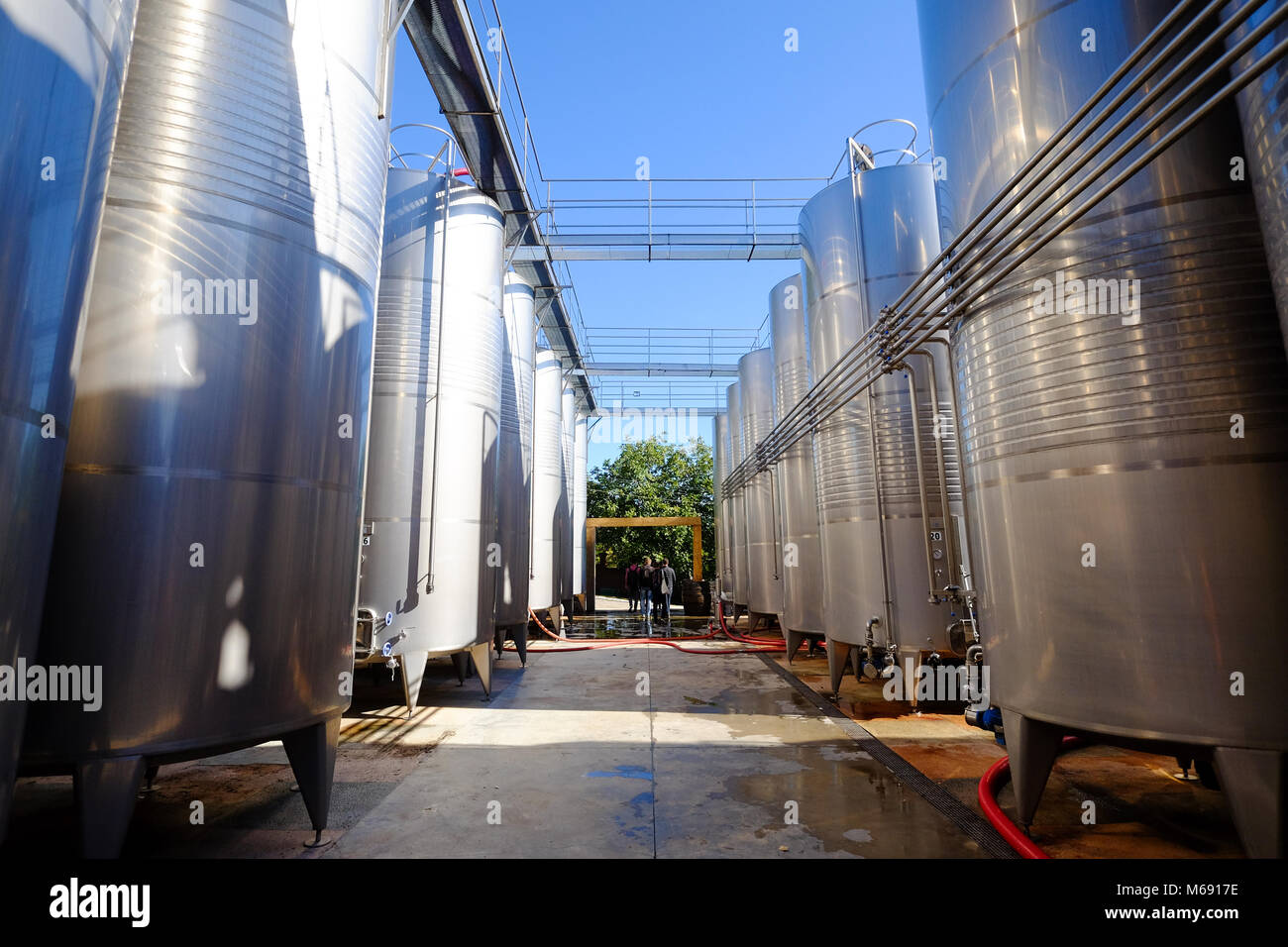 Wine barrel manufacturing process hi-res stock photography and images ...