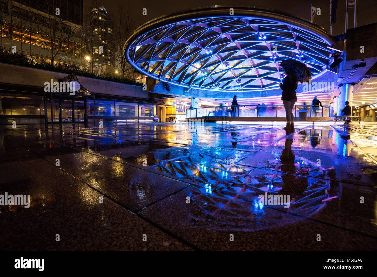 Square ice rink hi-res stock photography and images - Alamy