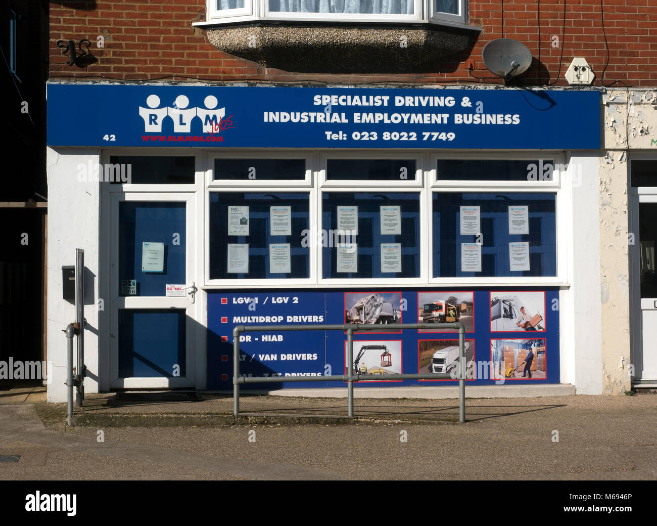 Employment agency uk hi-res stock photography and images - Alamy