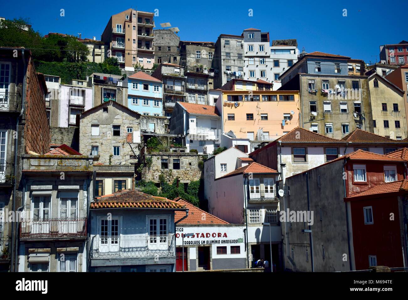 Portuguese historical buildings hi-res stock photography and images - Alamy
