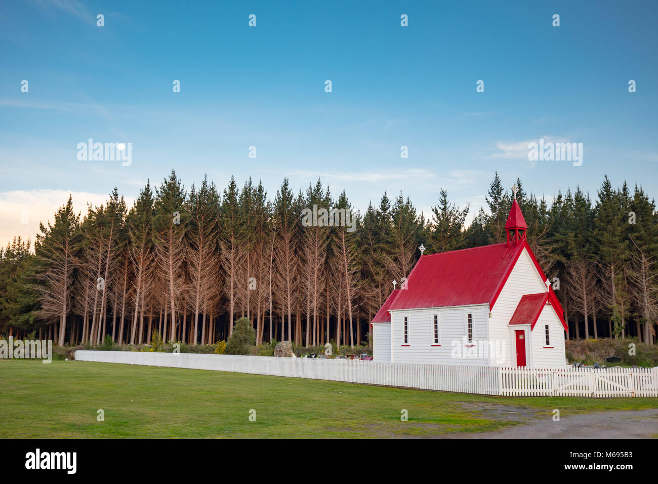 Waitetoko Church at Waitetoko Marae Stock Photo - Alamy