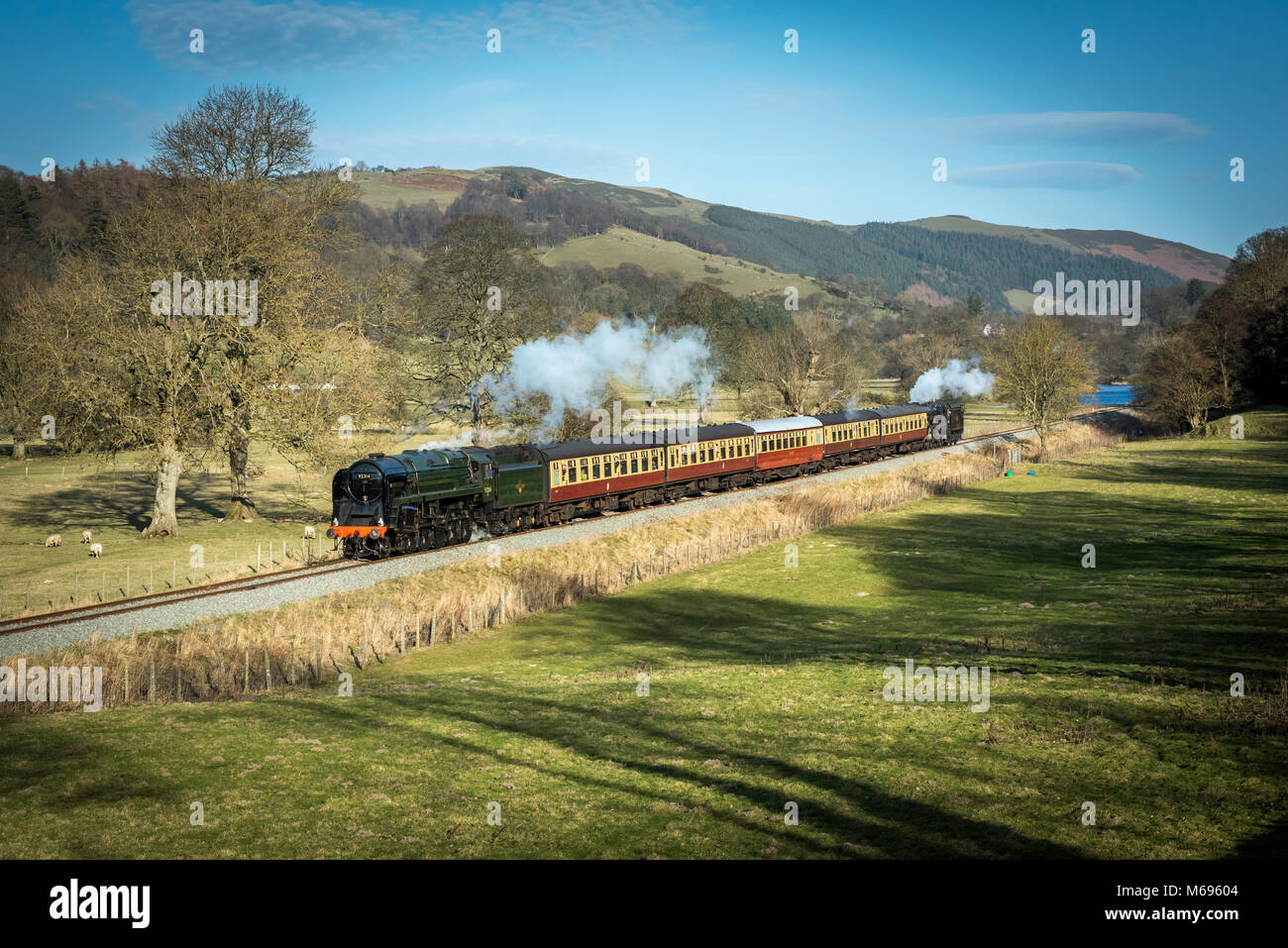 Steam trains uk in the hills hi-res stock photography and images - Alamy