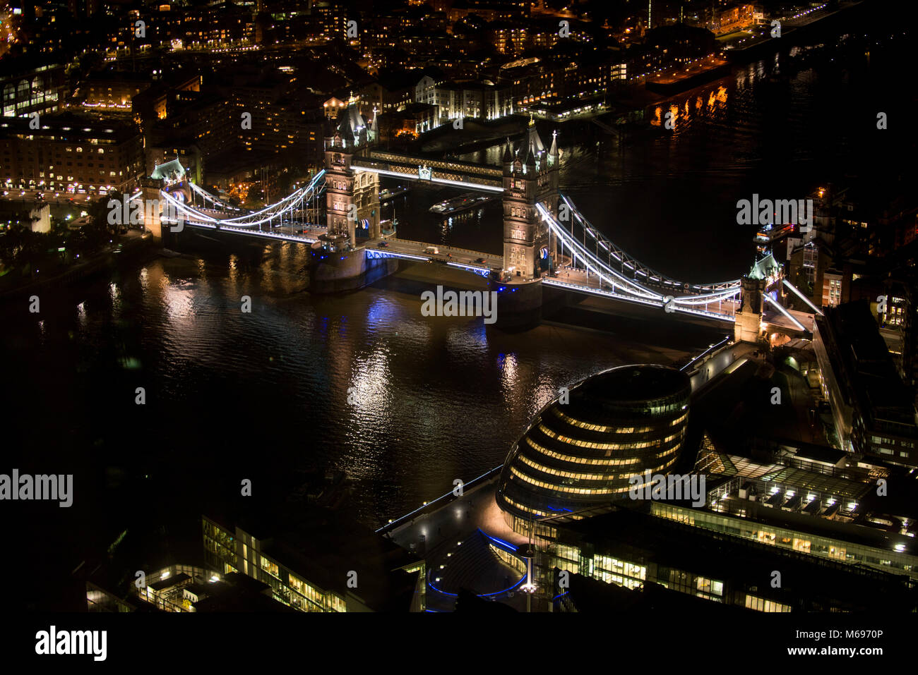London skyline night neon hi-res stock photography and images - Alamy
