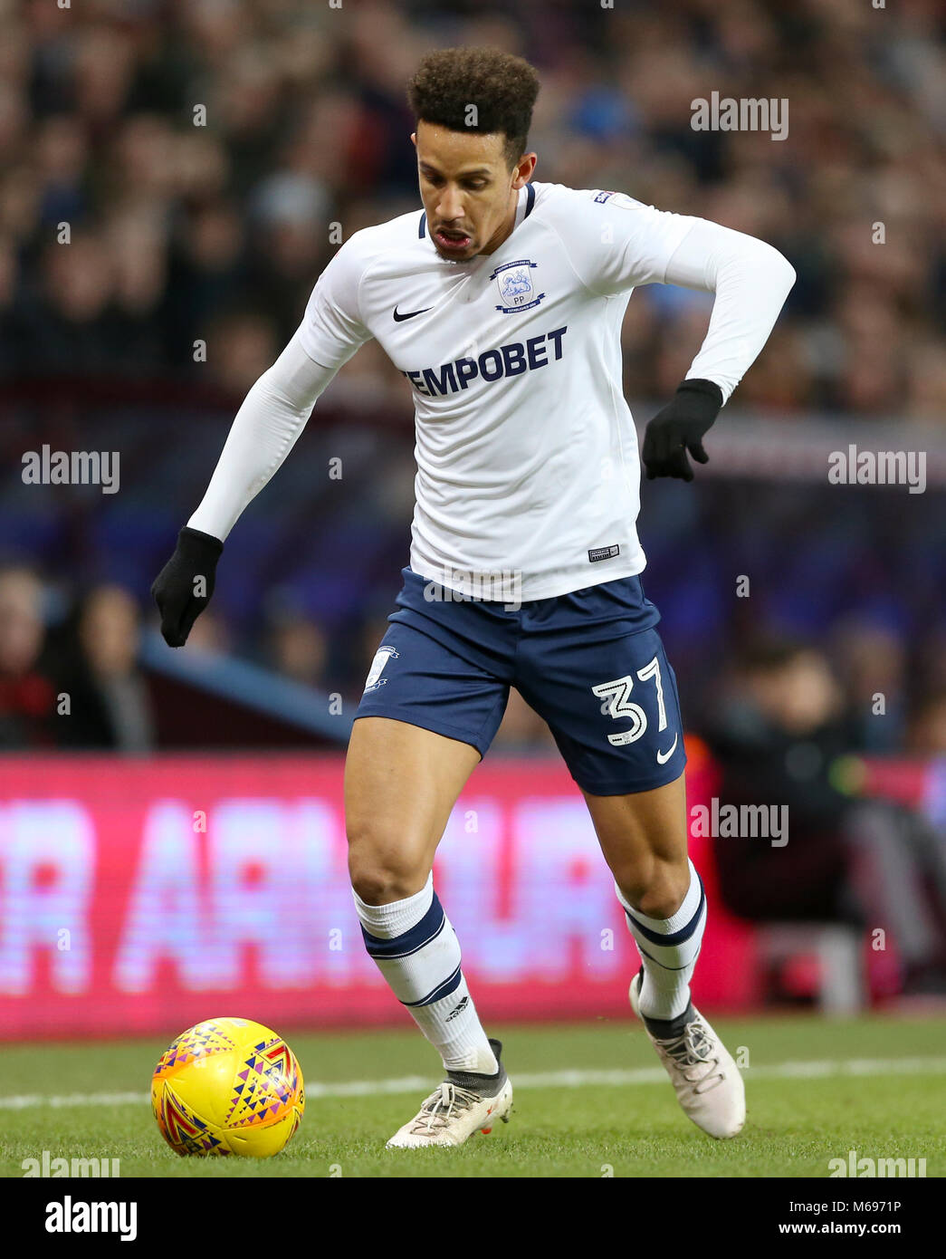 Preston North End's Callum Robinson Stock Photo - Alamy