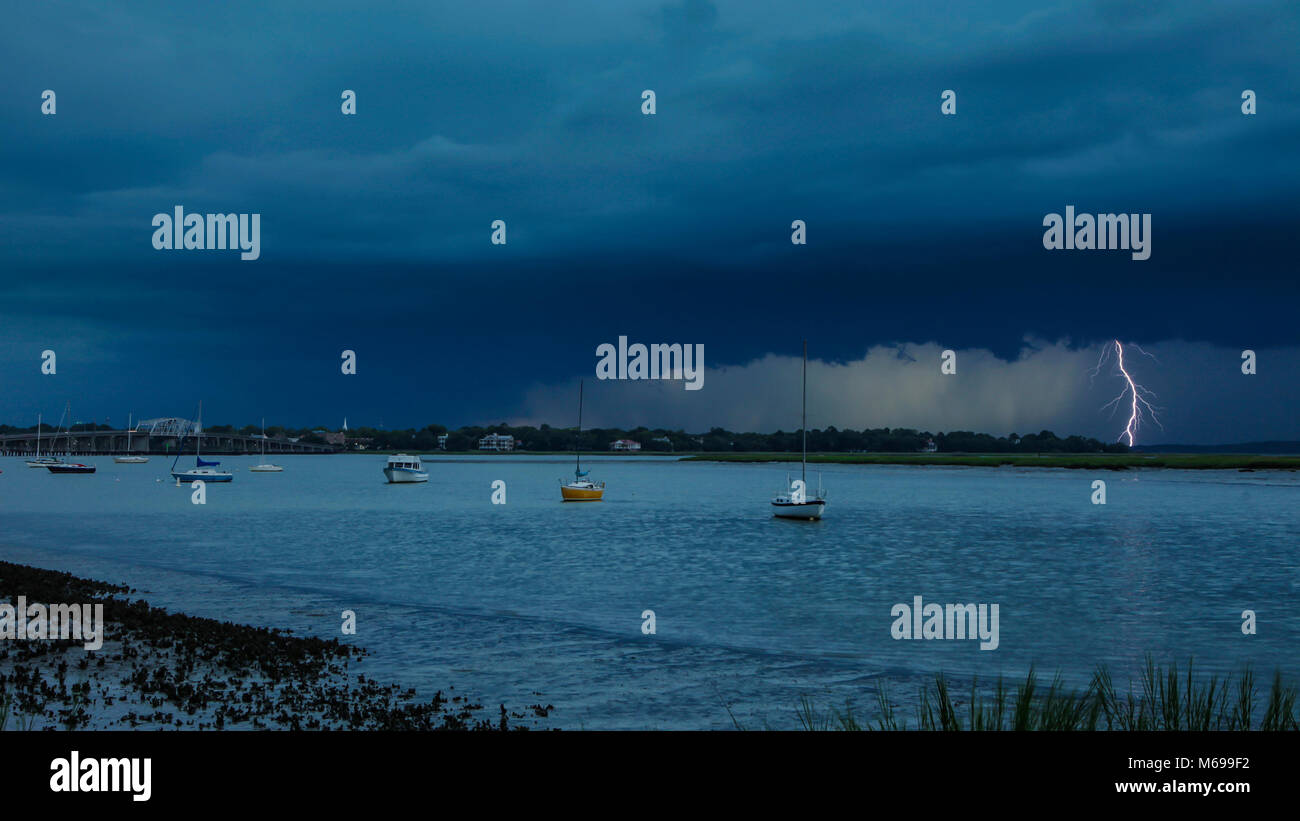 Angry night sky hi-res stock photography and images - Alamy