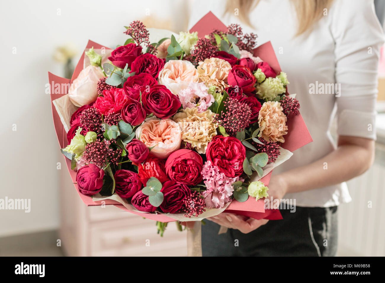 bouquet of highly red coloured . beautiful luxury bunch of mixed ...
