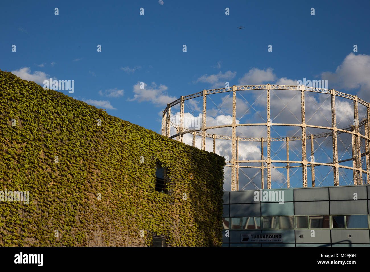 Gasometers, Hornsey Gas Holders, Wood Green London, Decomissioned Stock ...