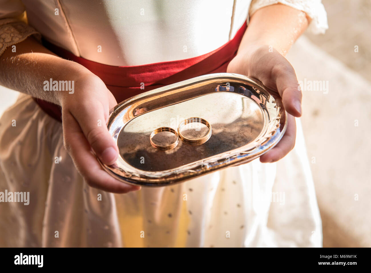 Silver tray present hi-res stock photography and images - Alamy