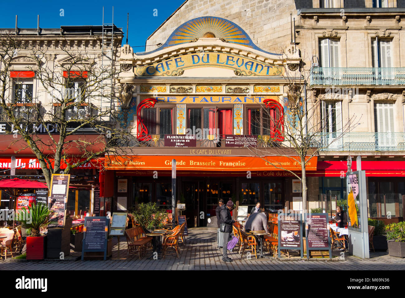 Bordeaux cafe levant hi-res stock photography and images - Alamy