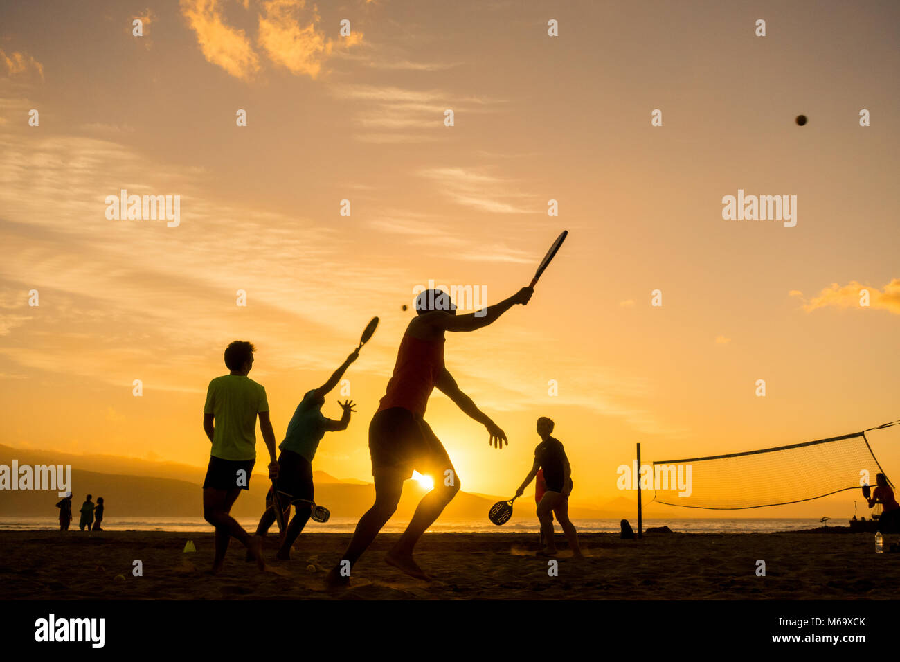 Tenis playa hi-res stock photography and images - Alamy
