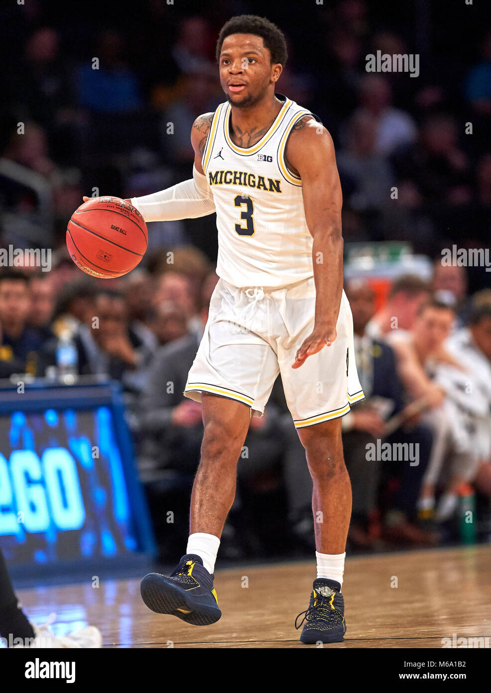 Zavier simpson hi-res stock photography and images - Alamy