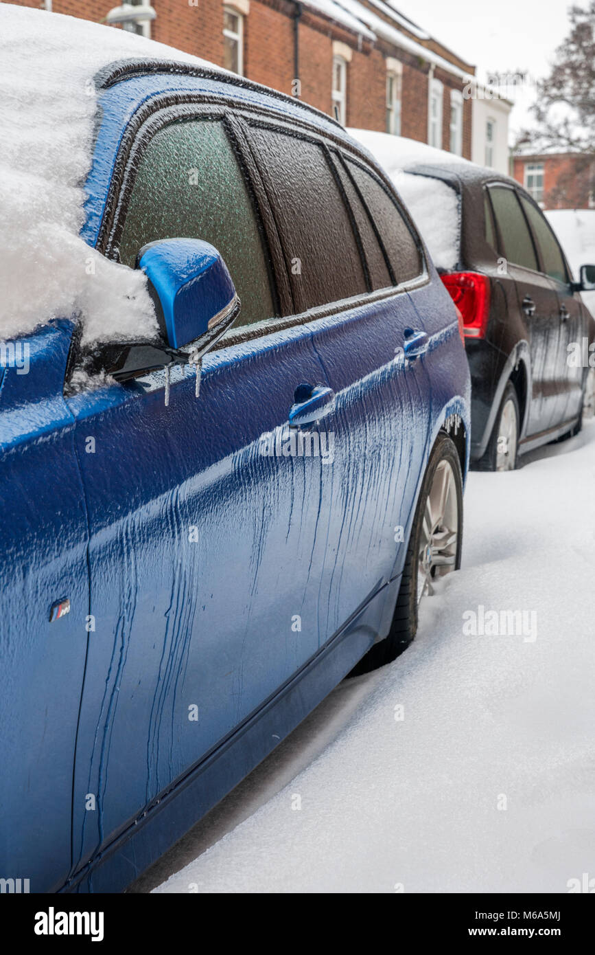 Exeter, Devon, UK. 2nd March 2018. UK Weather. Heavy snow and freezing ...