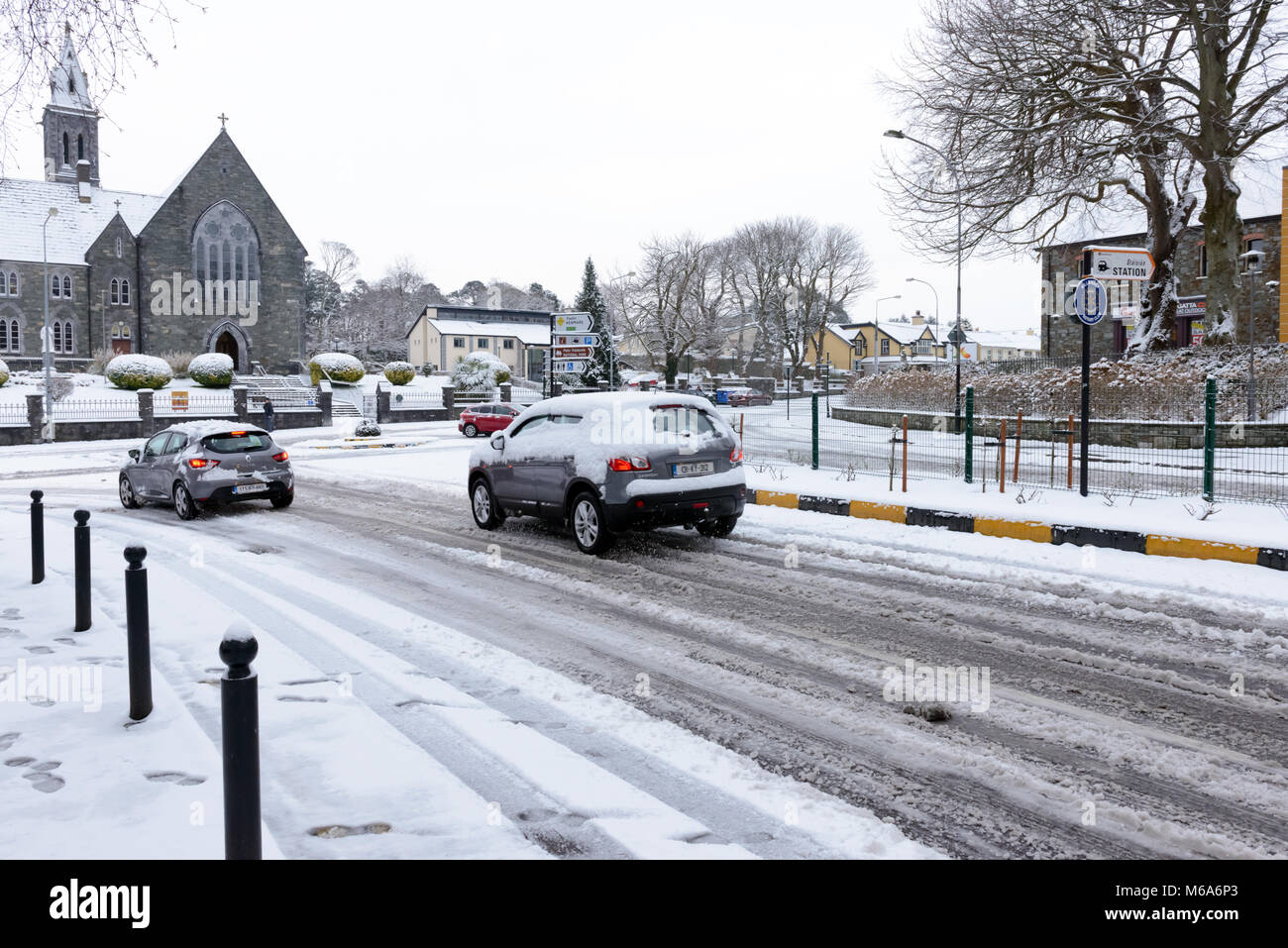 Killarney streets snow hi-res stock photography and images - Alamy