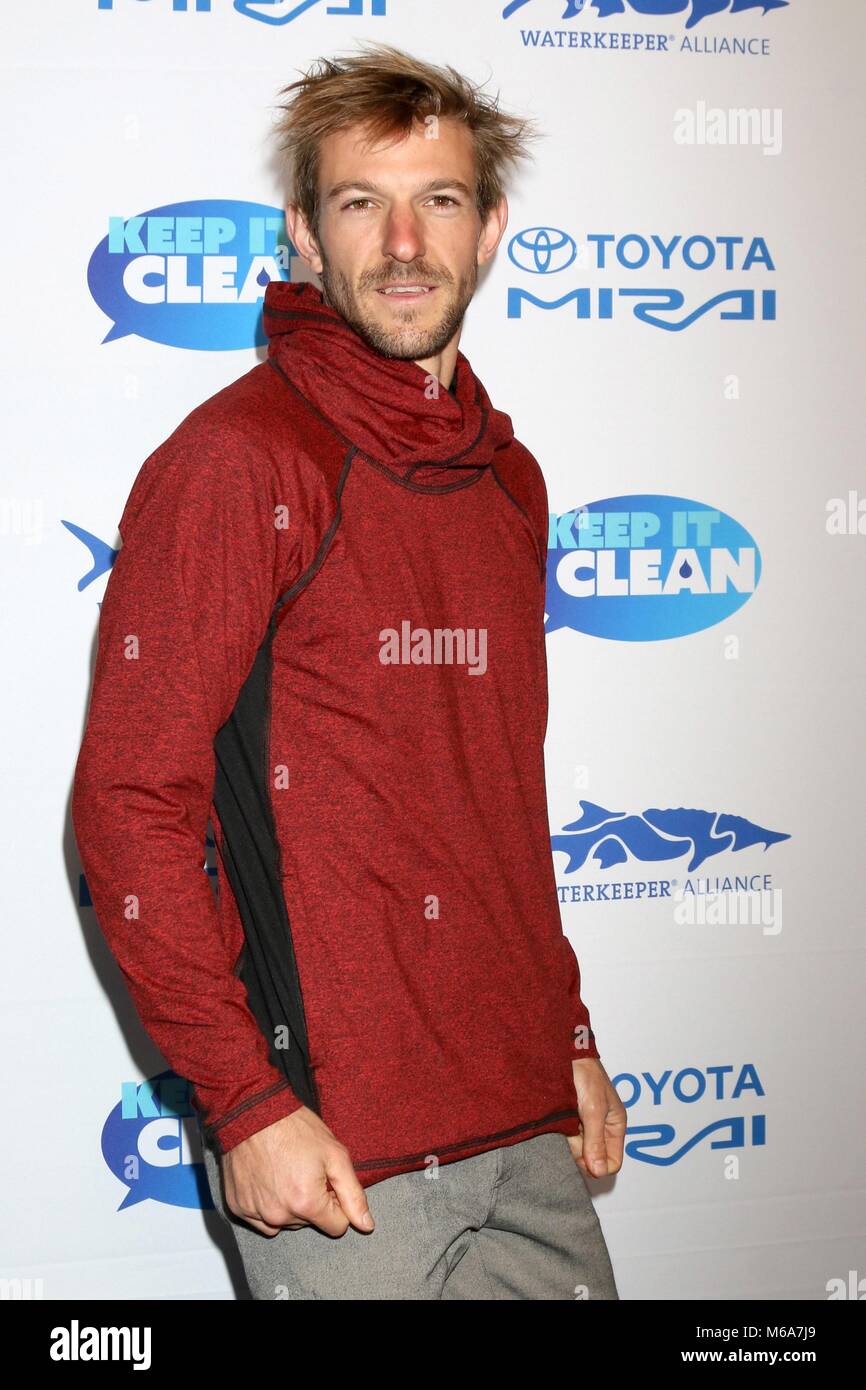 Los Angeles, CA, USA. 1st Mar, 2018. Nicholas Coolridge at arrivals for ...