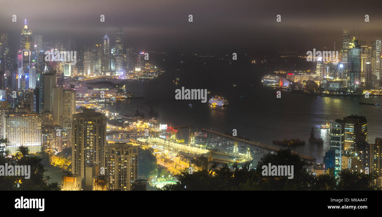 Aerial view of Hong Kong skyline and harbour Stock Photo - Alamy