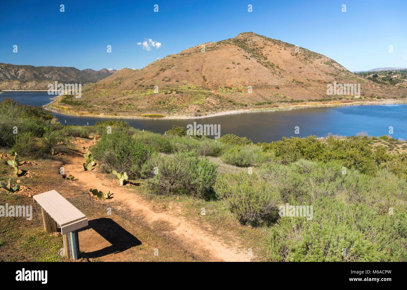 Scenic Skyline View of Lake Hodges and Bernardo Mountain in Winter ...
