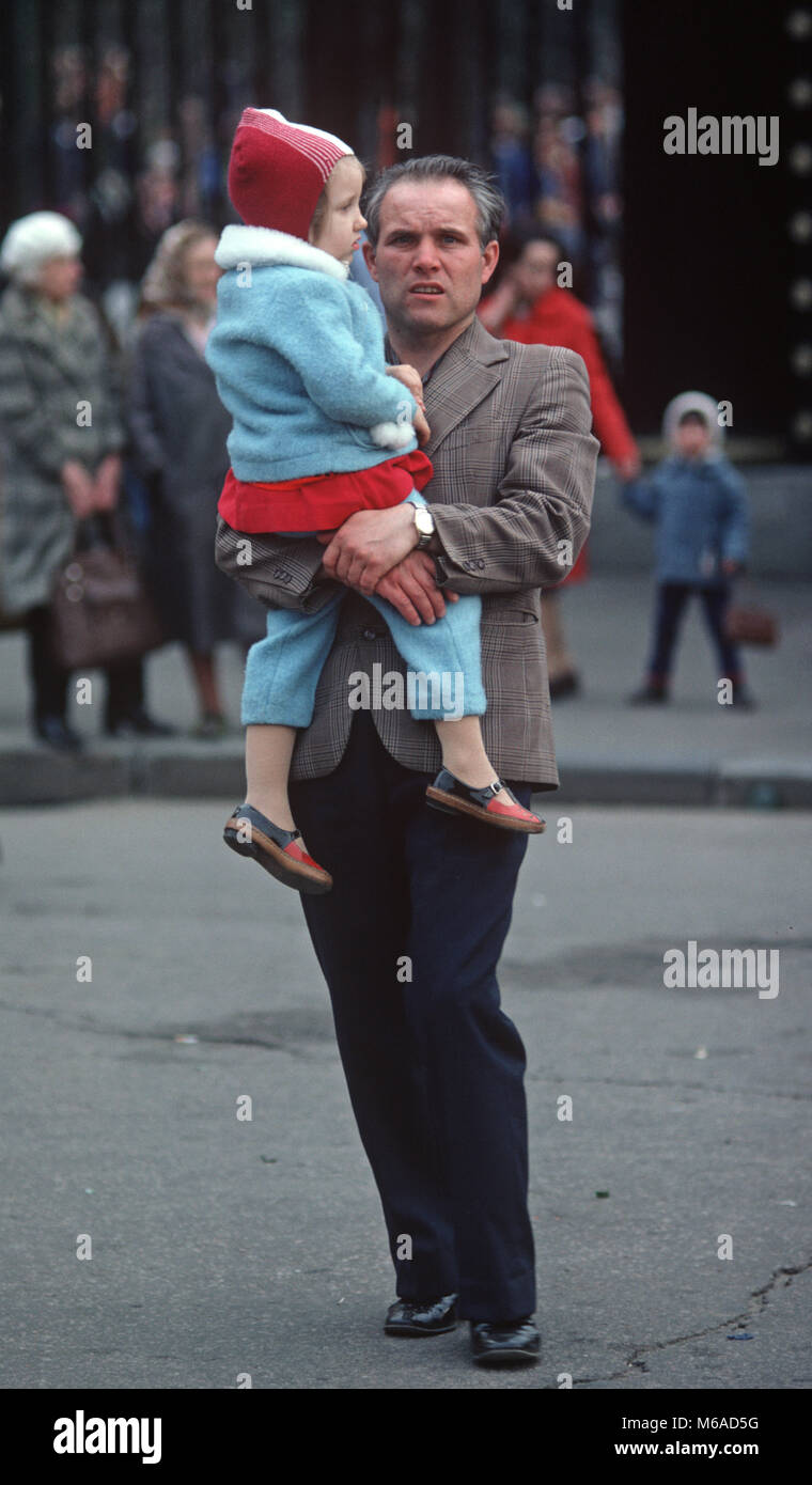 Father and daughter, Red Square, Moscow, Russia Stock Photo - Alamy