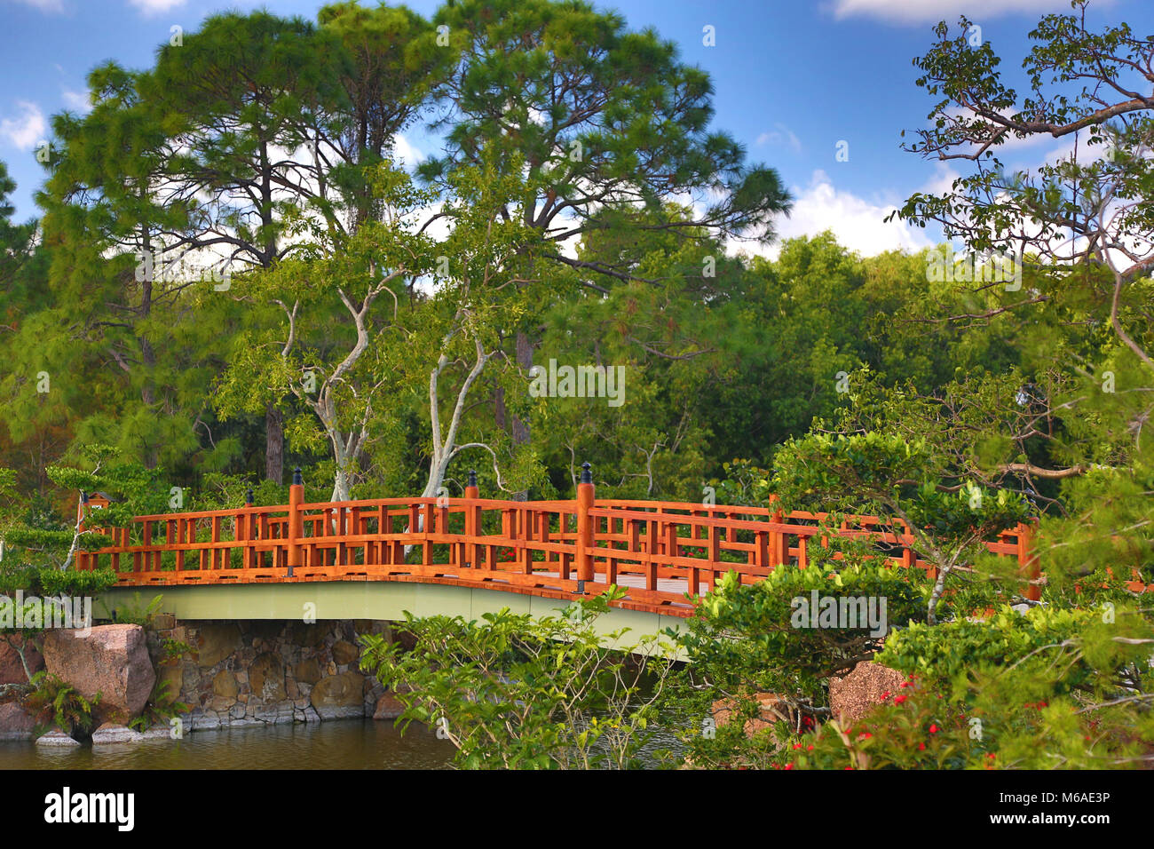 Bridge at Morikami Japanes Gardens in Florida Stock Photo - Alamy
