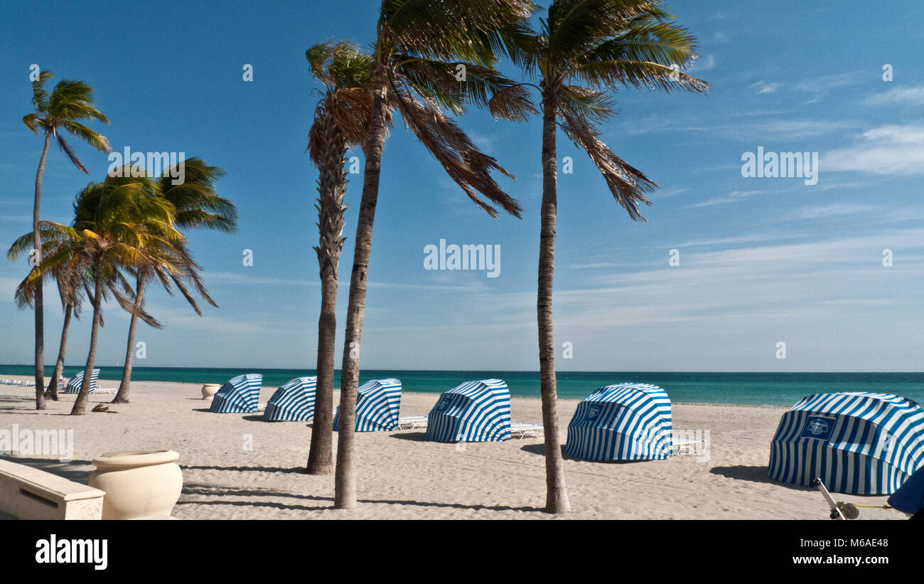 Cabanas on a beach in Florida Stock Photo - Alamy