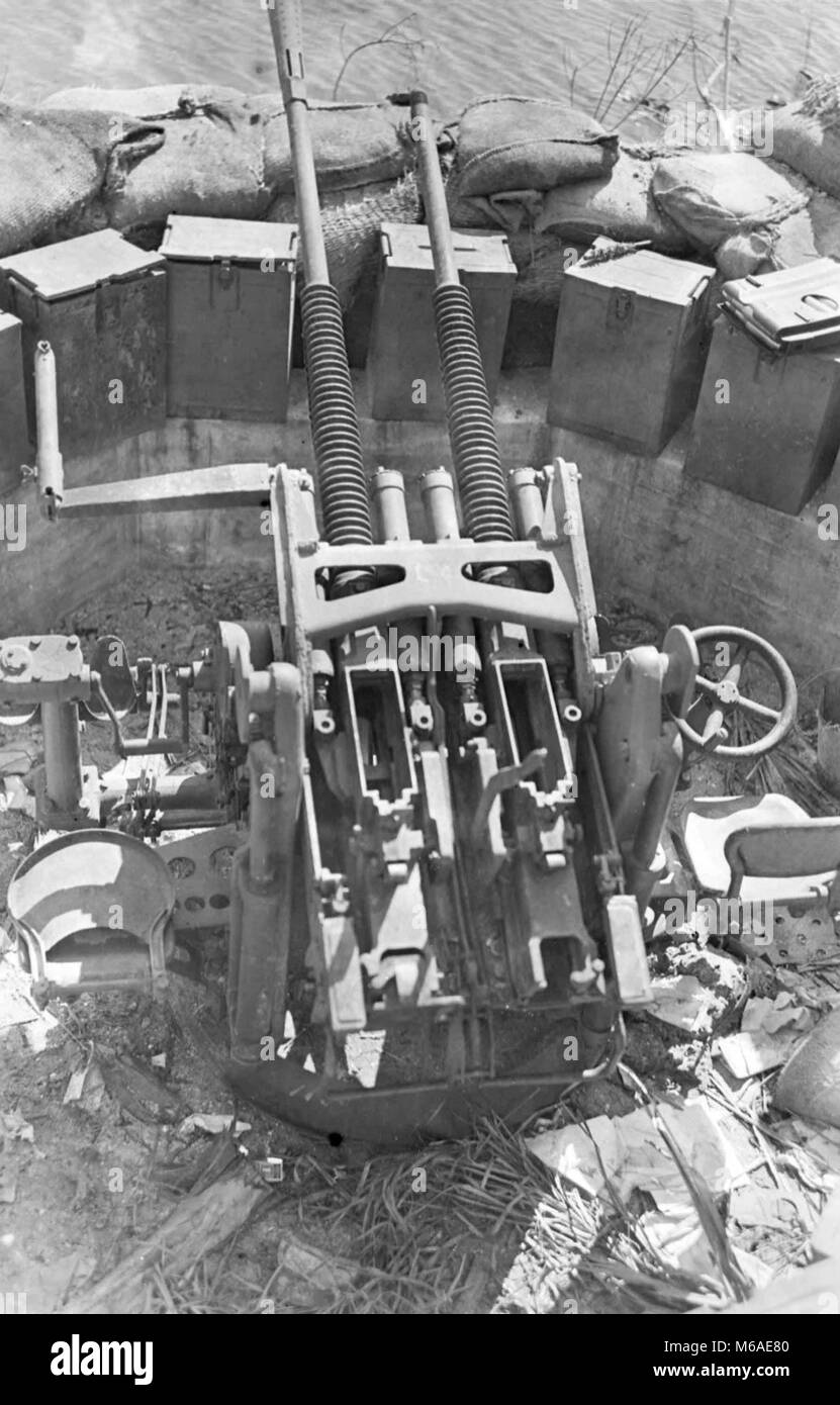 Japanese anti aircraft gun hi-res stock photography and images - Alamy