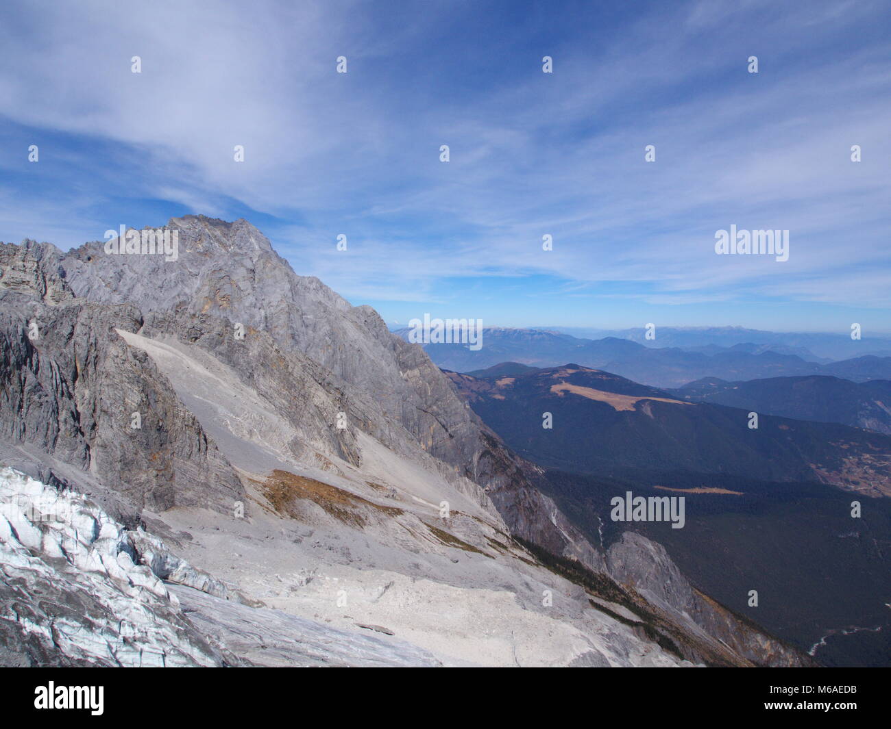 A Stunning view of Jade Dragon Snow Mountain in Lijiang Yunnan Province ...