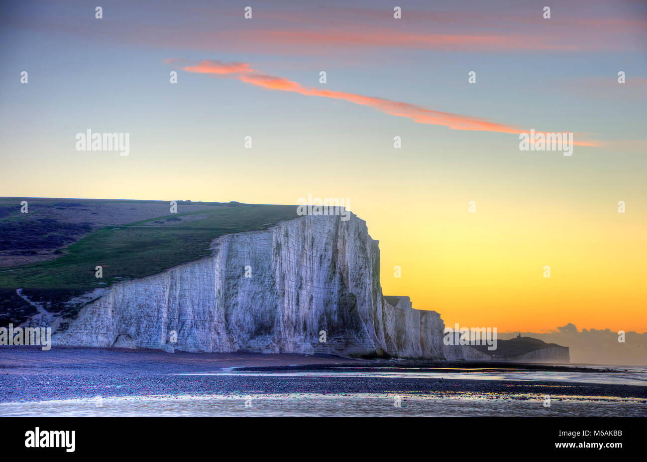 Beautiful Winter landscape sunrise above the Seven Sisters cliffs Stock ...