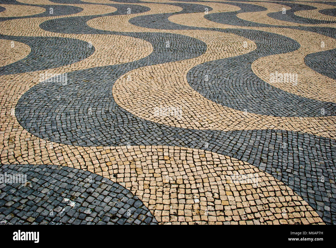 Lisbon wave paving hi-res stock photography and images - Alamy