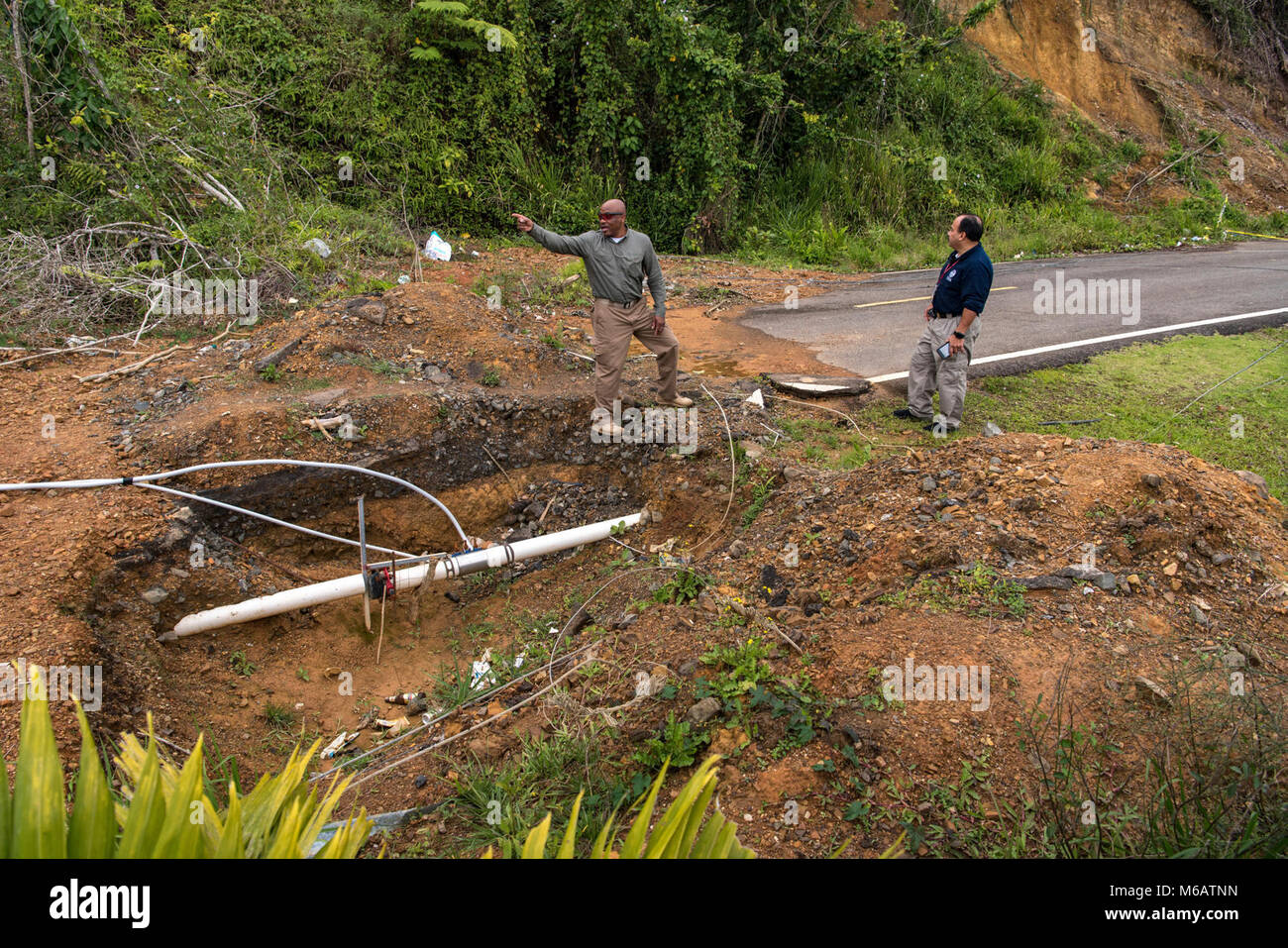 Collapsed sewer or drain pipe hi-res stock photography and images - Alamy