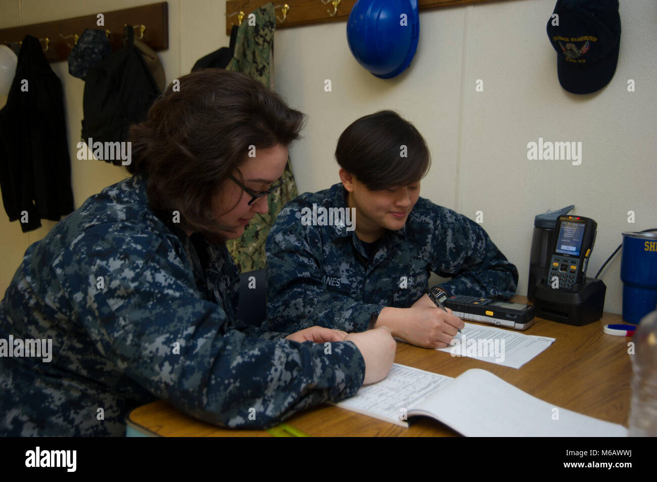 Uss george washington rcoh hi-res stock photography and images - Alamy