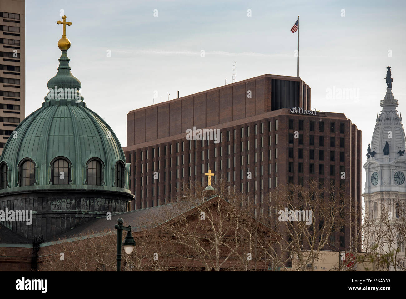 Philadelphia city hall winter hi-res stock photography and images - Alamy
