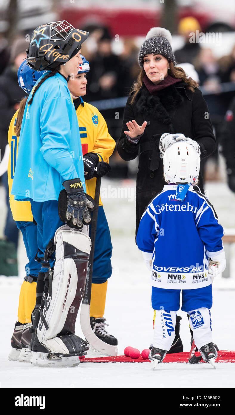 The Duke and Duchess of Cambridge attend a game of Bandy Hockey on the ...