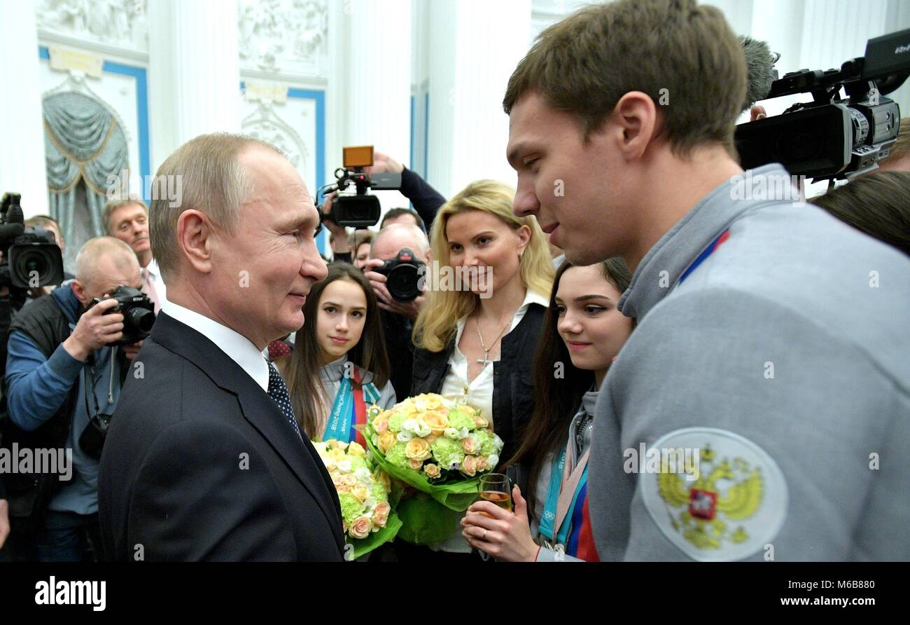 Vladimir solovyov putin hi-res stock photography and images - Alamy