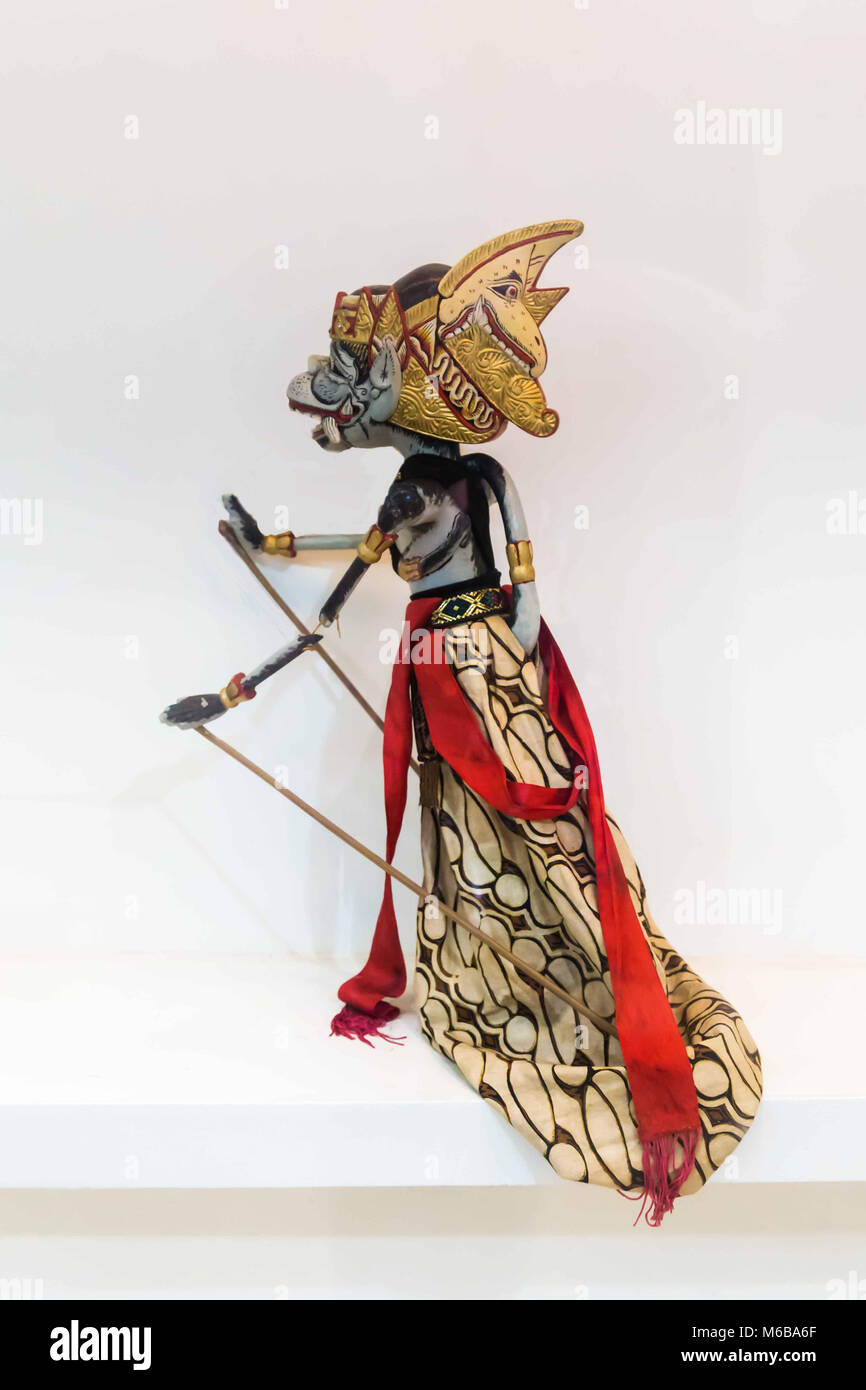 Wayang golek puppets hi-res stock photography and images - Alamy