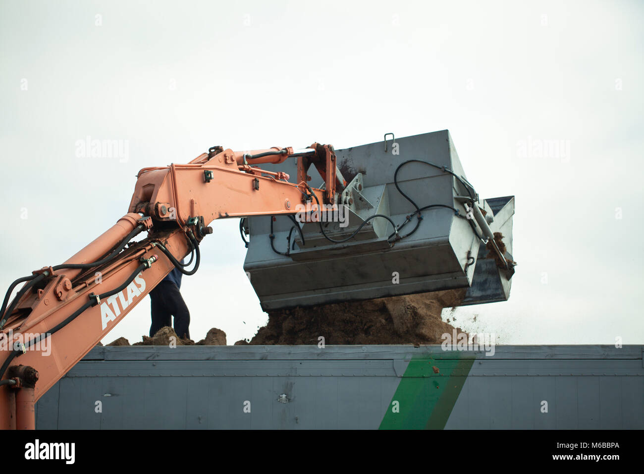 extraction of peat Stock Photo - Alamy