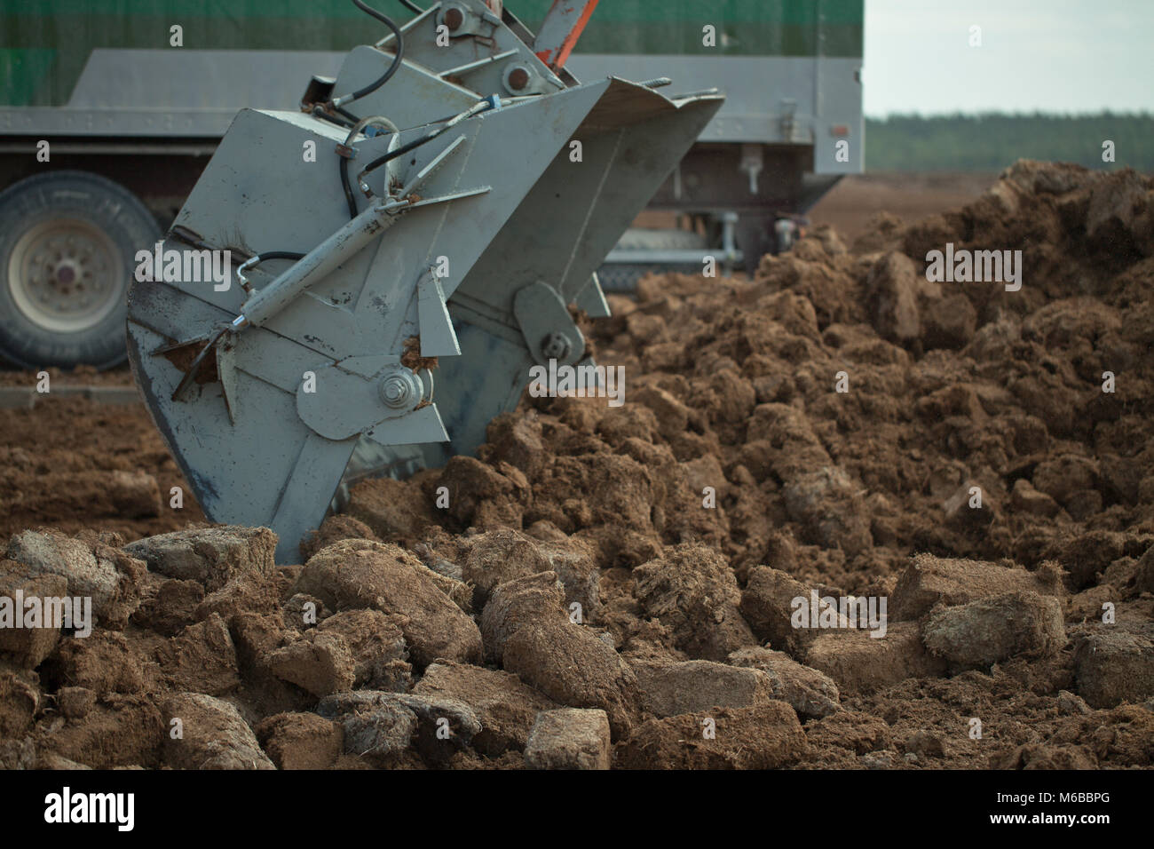 extraction of peat Stock Photo - Alamy