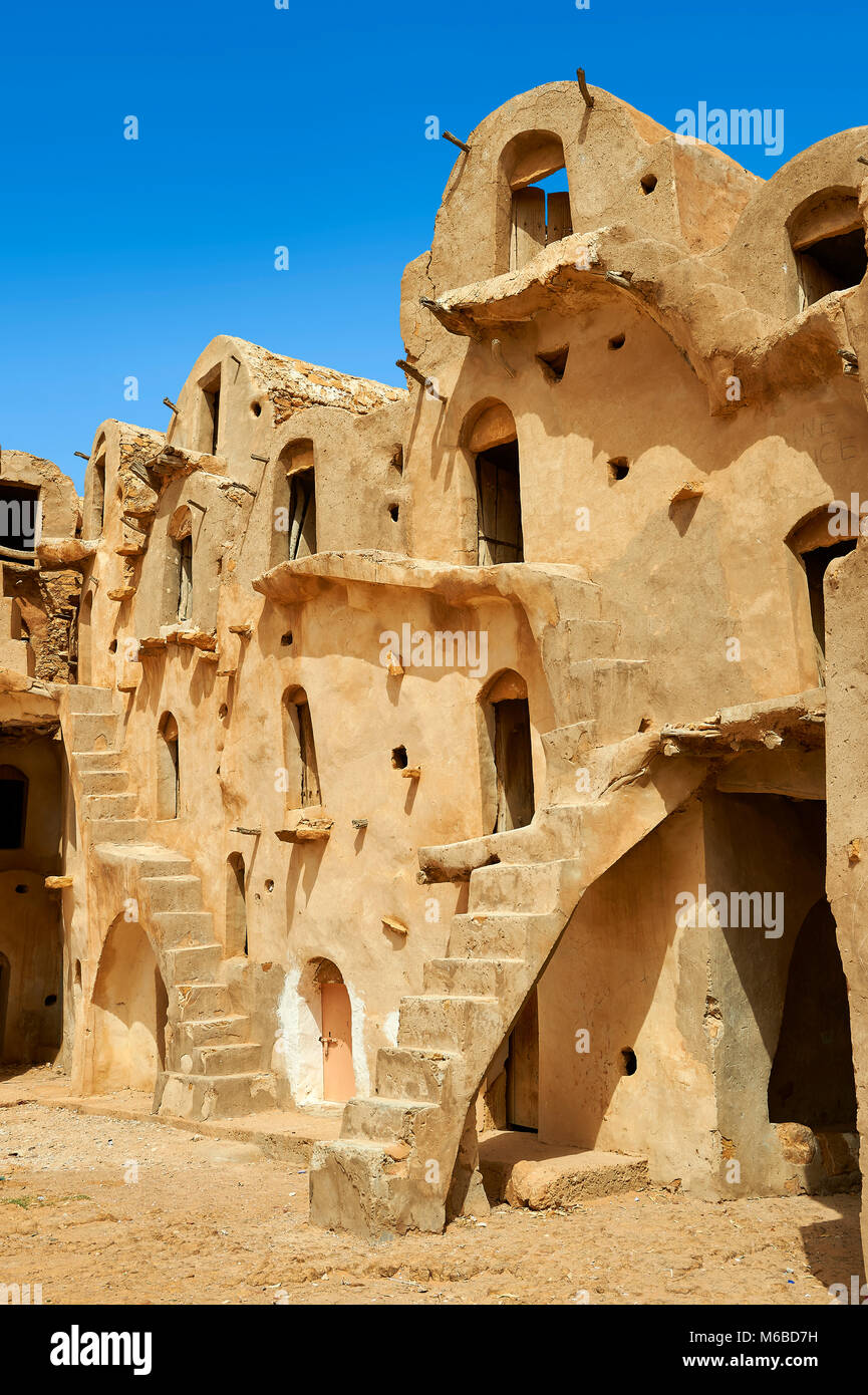The traditional north Sahara fortified Berber Ksar of Ez Zahra and its ...
