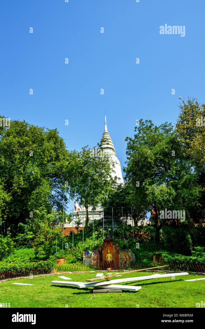 Wat Phnom is a Buddhist temple located in Phnom Penh, Cambodia, with ...