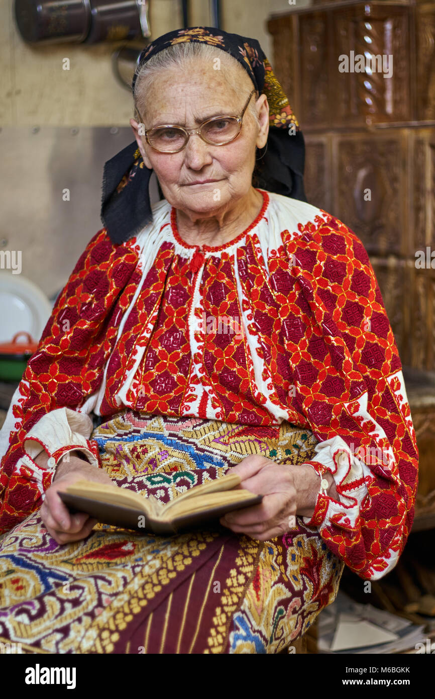 Portrait old farmer woman indoor hi-res stock photography and images ...