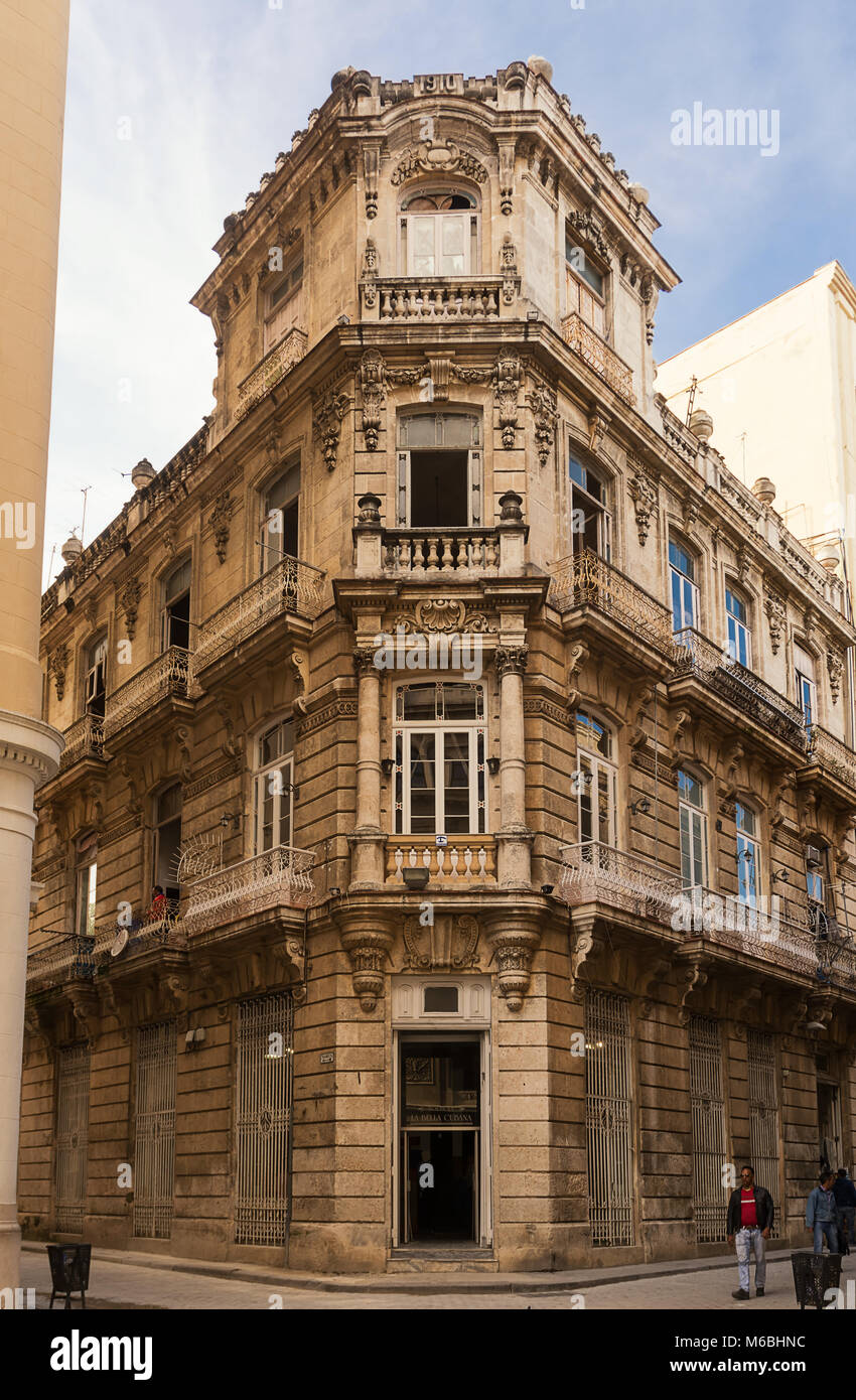 Havana historic architecture hi-res stock photography and images - Alamy