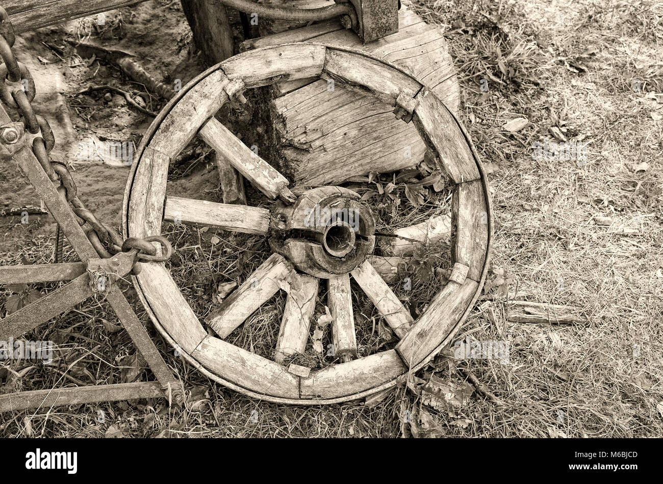 Broken Cart High Resolution Stock Photography and Images - Alamy