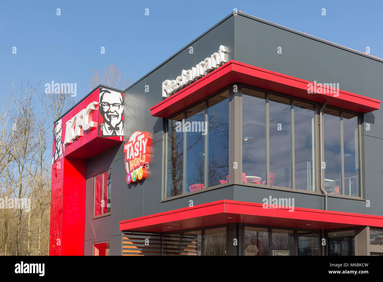 Facade of Dutch KFC fastfood restaurant in Lelystad Stock Photo - Alamy