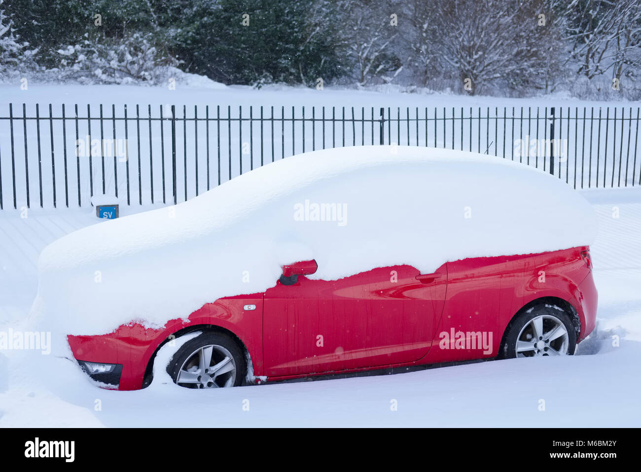 Stuck vehicle hi-res stock photography and images - Alamy