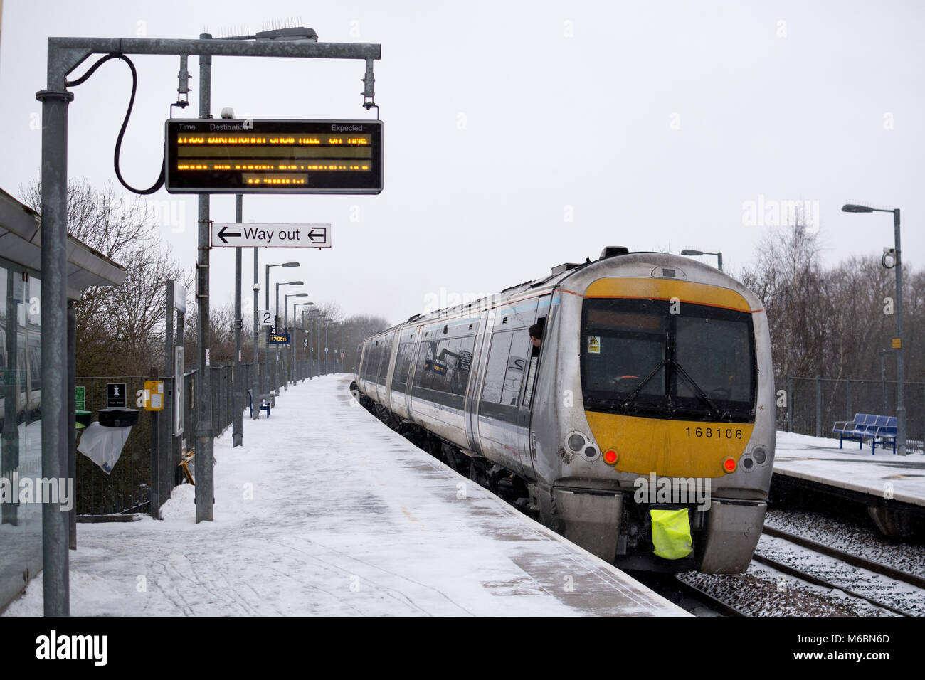 A Chiltern Railways class 168 train leaving Warwick Parkway station in ...