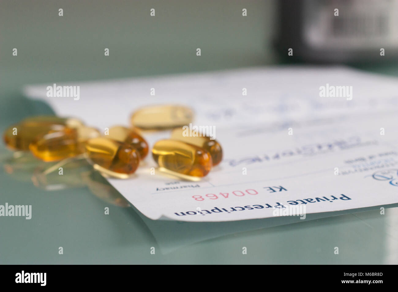 Hospital prescription uk hi-res stock photography and images - Alamy