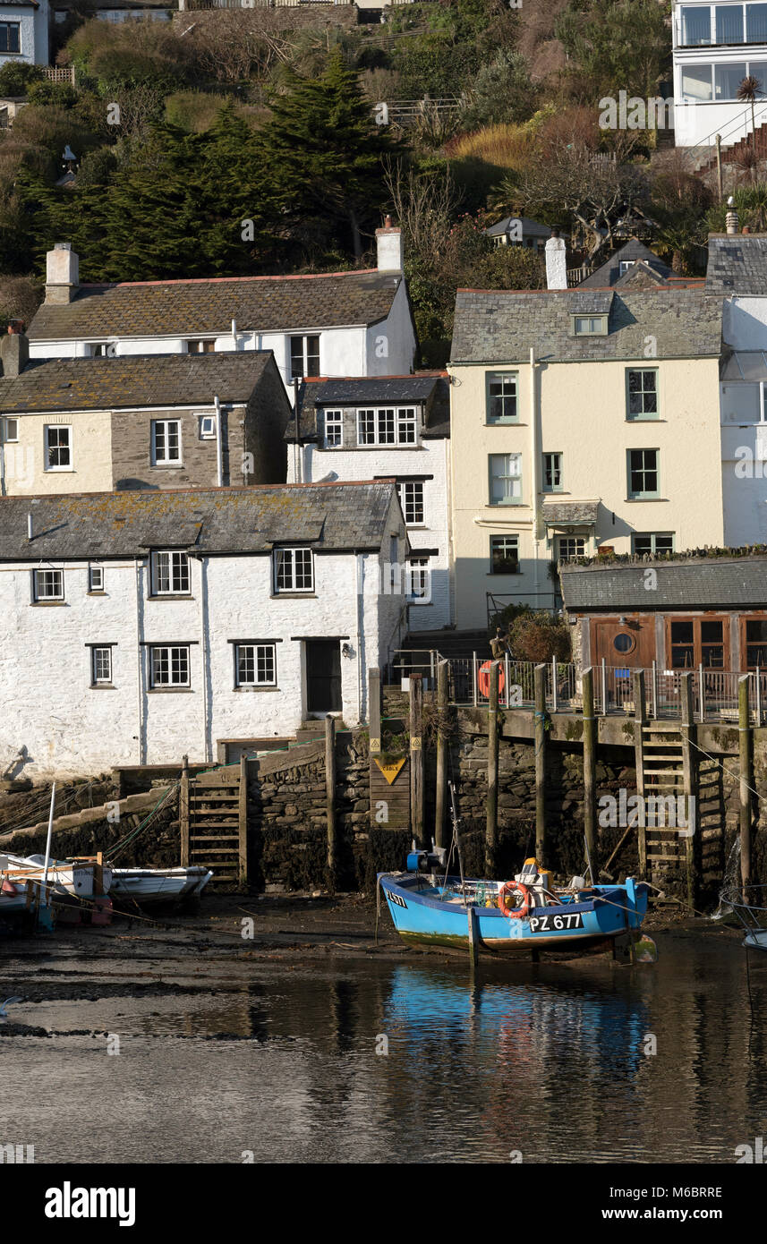 Cornish fishing villages hi-res stock photography and images - Alamy
