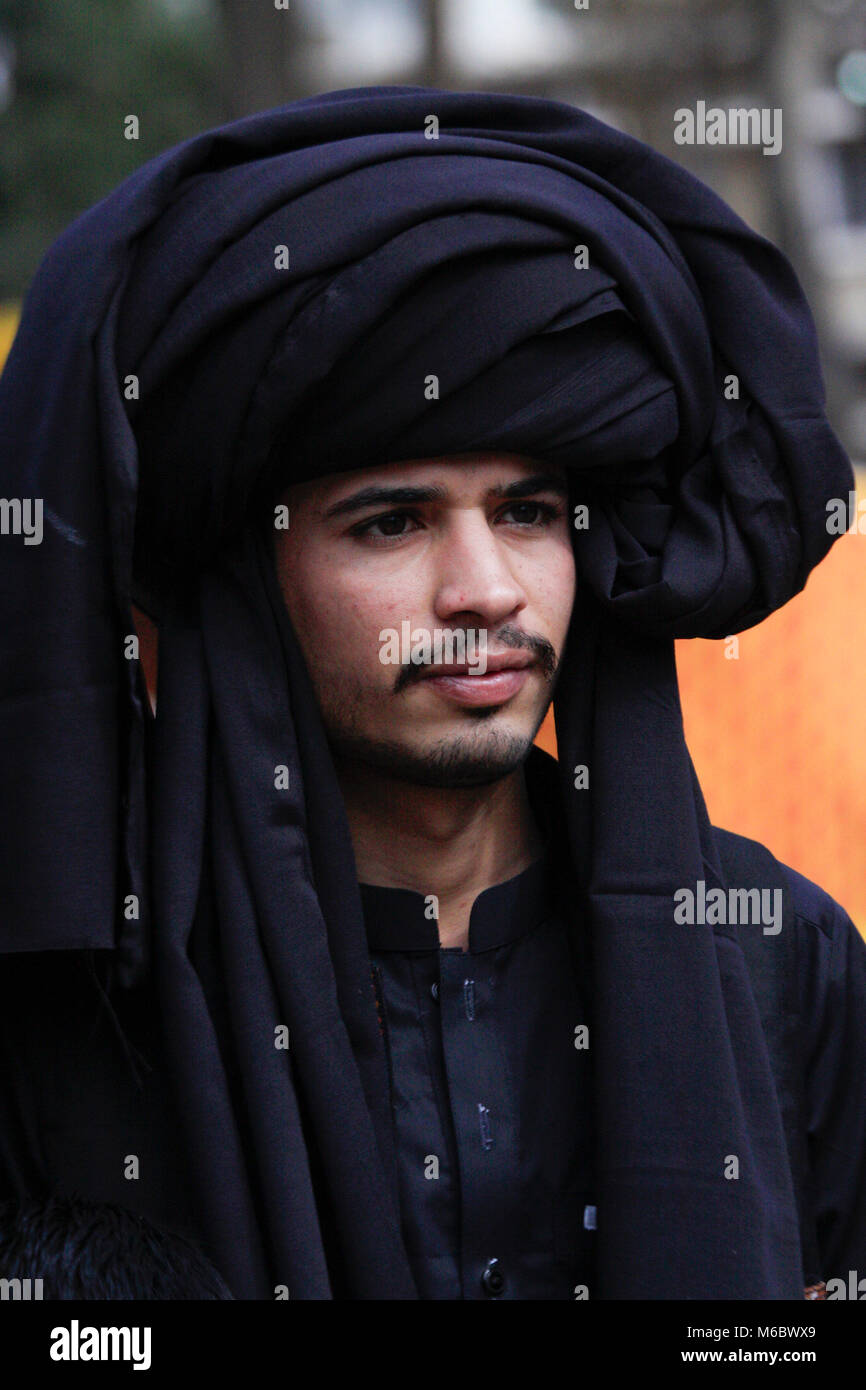 Quetta, Pakistan. 02nd Mar, 2018. People wear traditional Balochi Dress ...