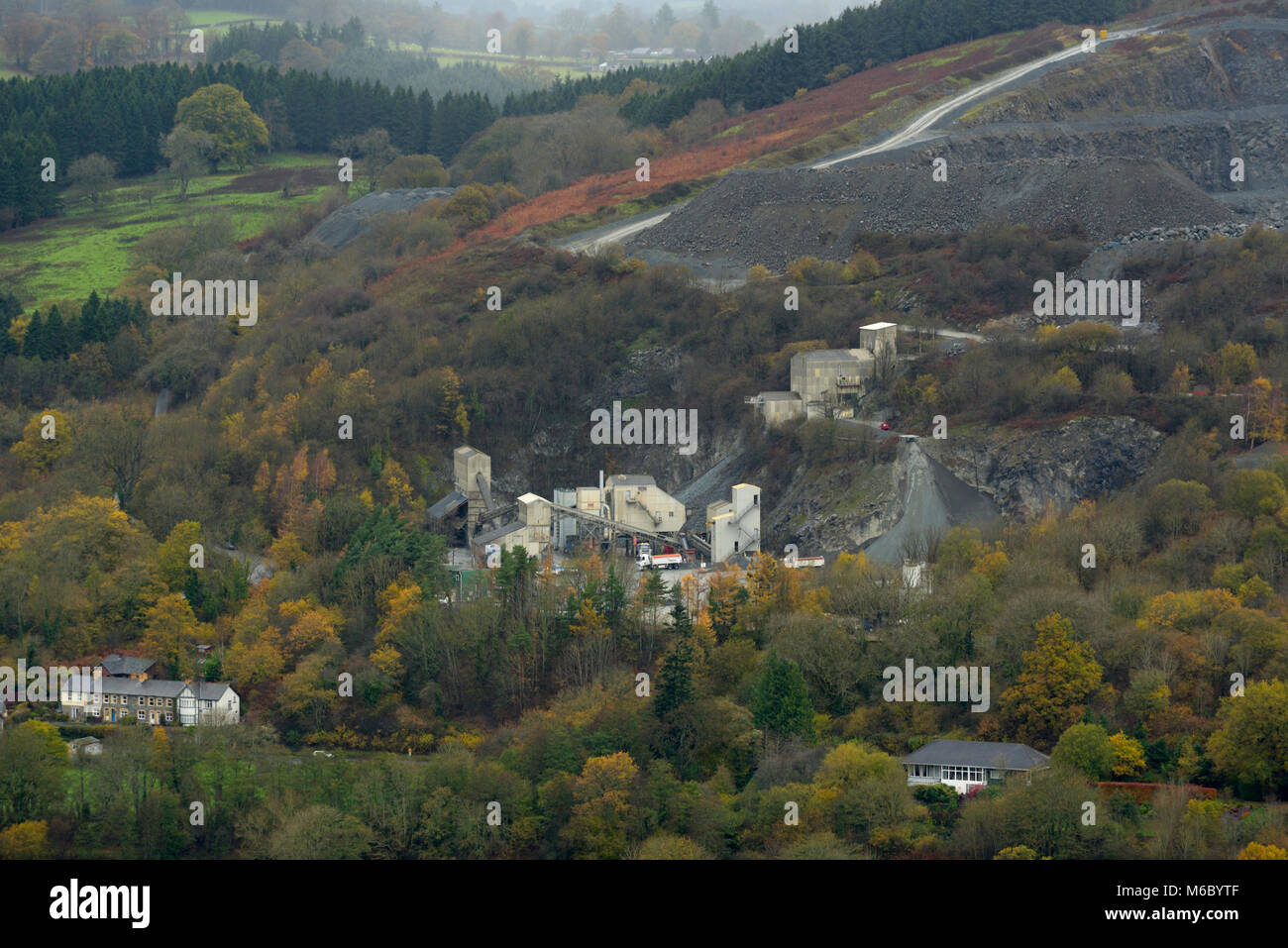 Processing Facilities at Llanelwedd Quarries from Garth Trig Point ...