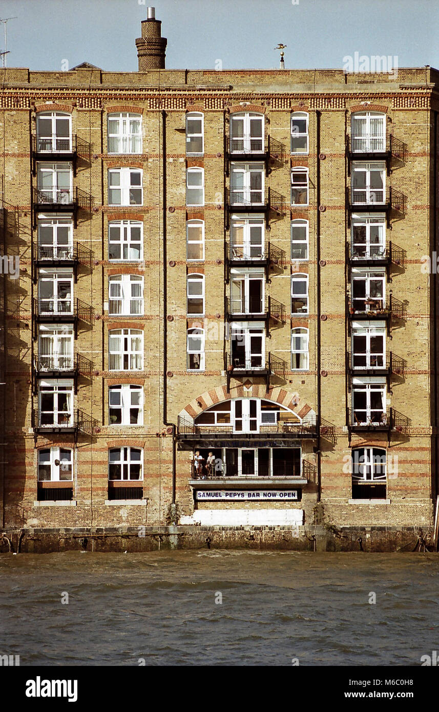 LONDON-SEPTEMBER 22: classic old building on the riverside of Thames ...