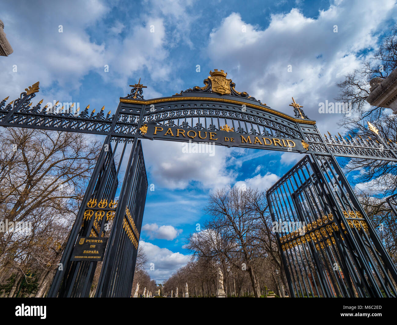 Famous recreation park in Madrid - The Retiro Park Stock Photo - Alamy