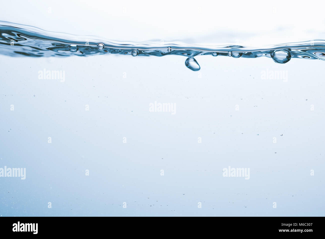 Water splash with air bubbles background Stock Photo - Alamy